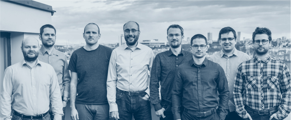 Outil de détection de fraude | Qui sommes nous | Resistant AI